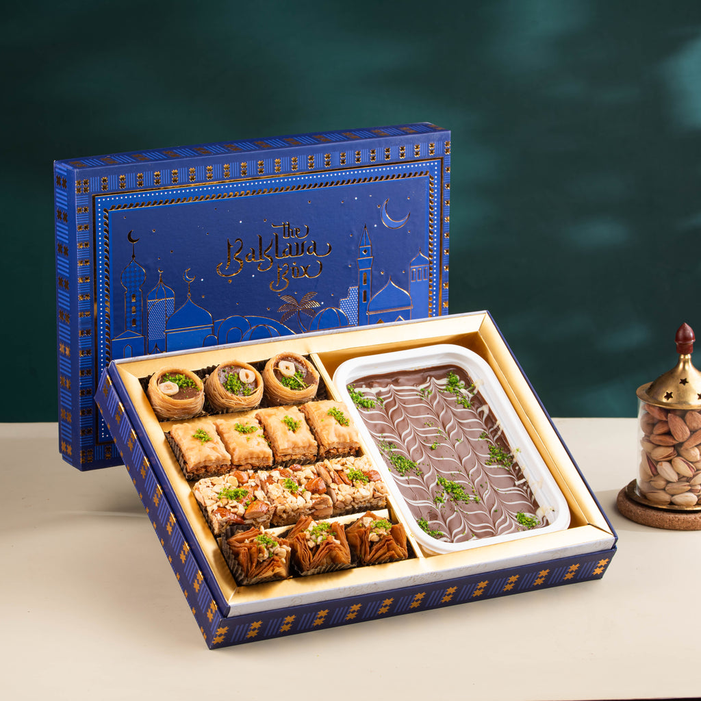 Assorted Baklava & Fudge- Combo Sweet Box 750ggm – THE BAKLAVA BOX