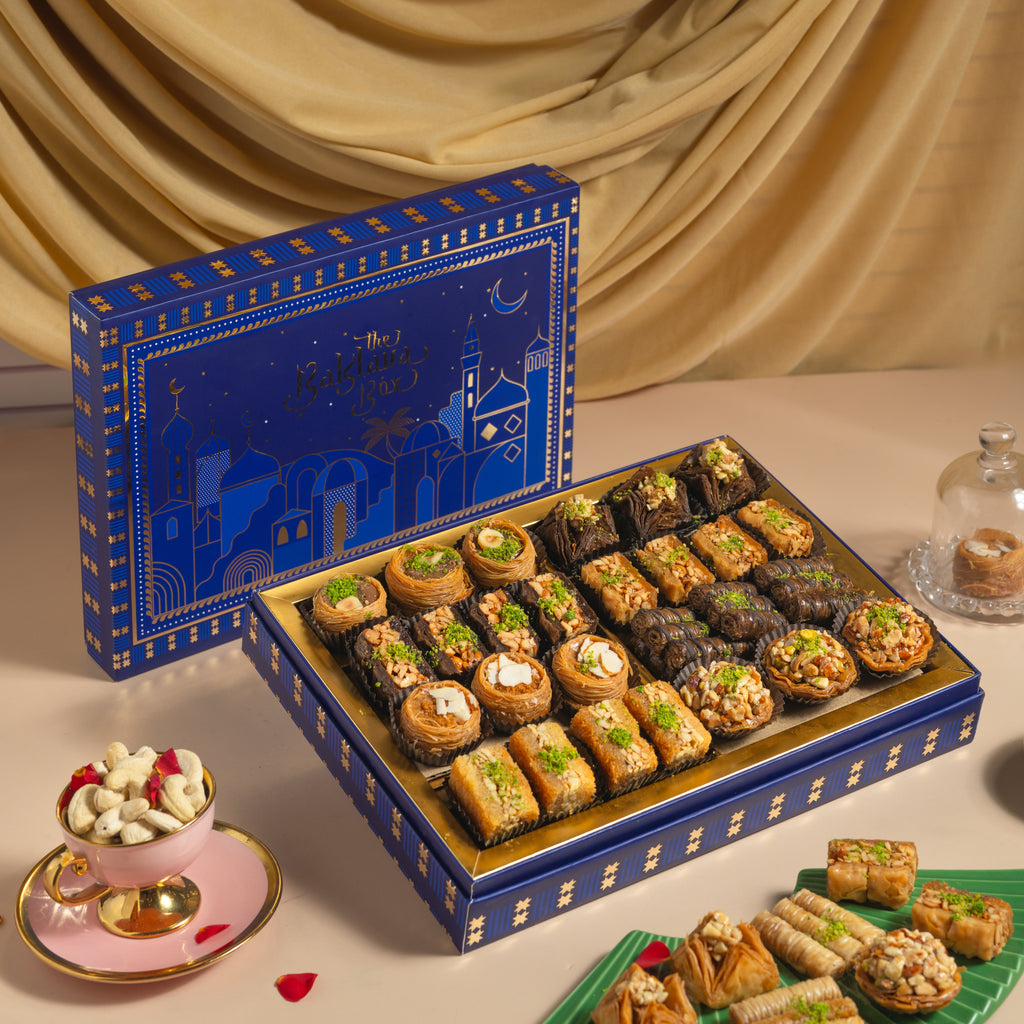 Assorted Chocolate Baklava and Kunafa Sweets 750gms – THE BAKLAVA BOX
