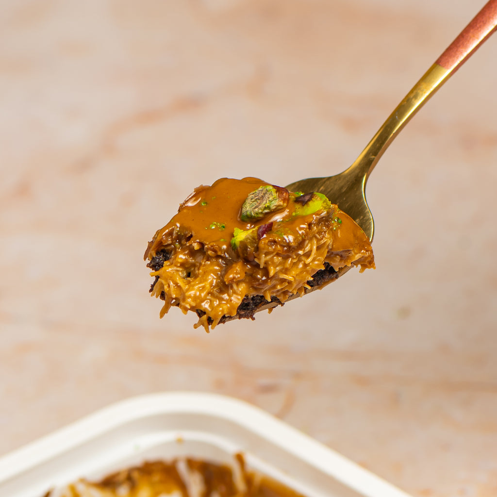 Biscoff Kunafa Fudge – THE BAKLAVA BOX