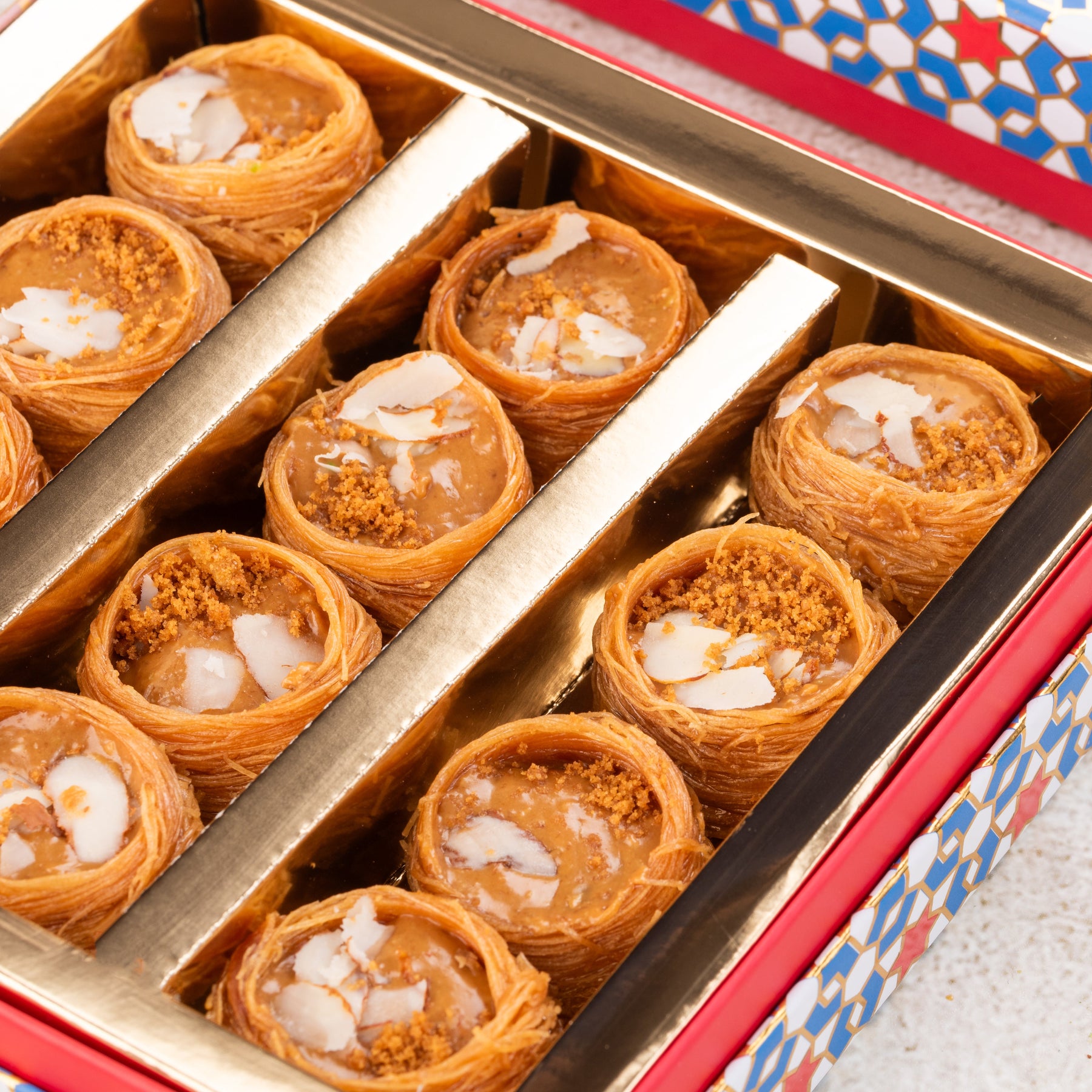 Oshe Bulbul Biscoff – THE BAKLAVA BOX