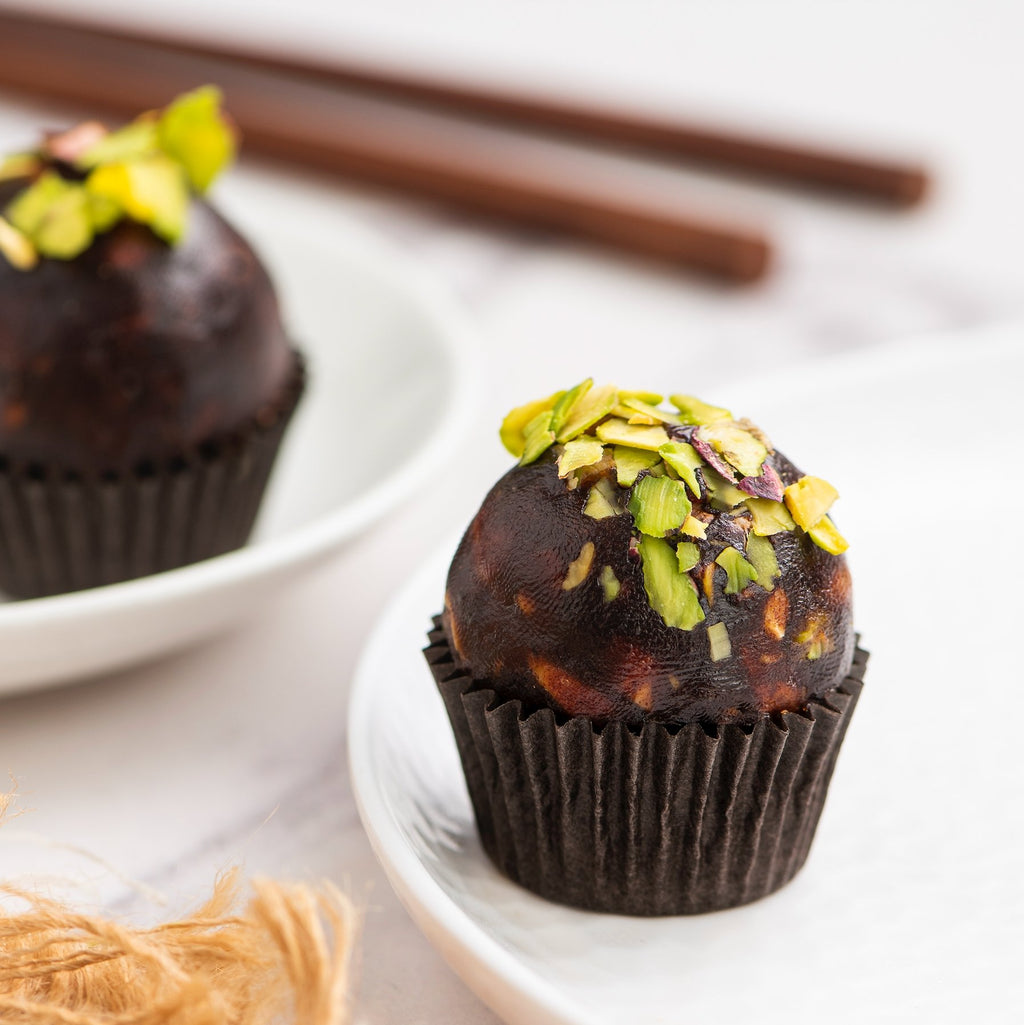 Healthy Date Ball Laddu – THE BAKLAVA BOX