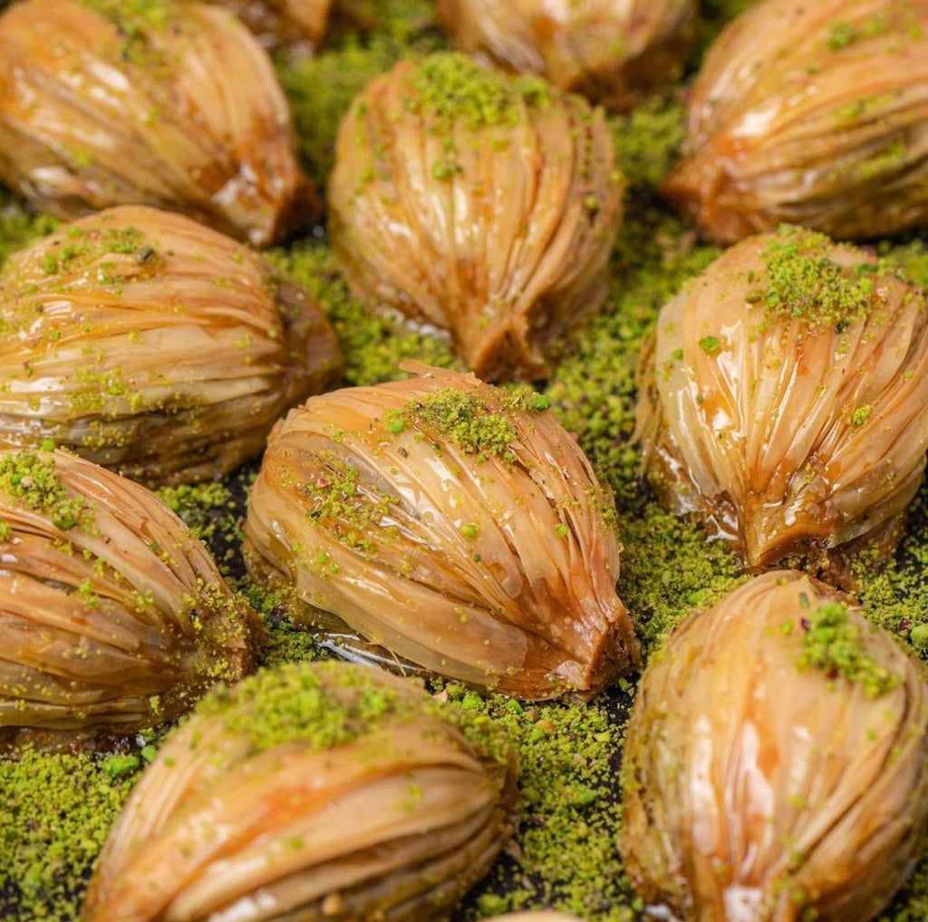 Pistachio Midye Baklava – THE BAKLAVA BOX